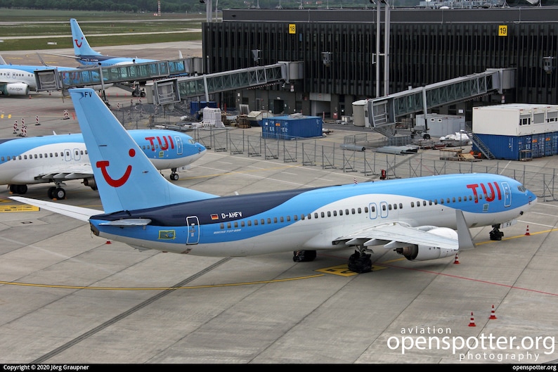 TUI Airways D-AHFV Boeing 737-800 Window Fuselage Cut Airline - Etsy