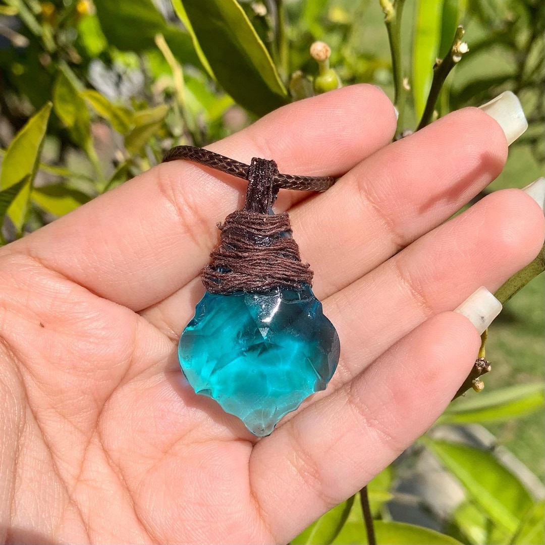 H2O Just Add Water Crystal Necklace (baroque Version) - Etsy