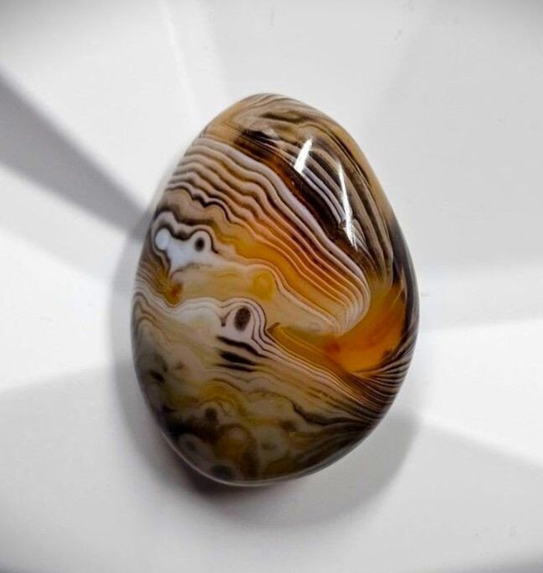 Sardonyx Palm Stone Stone of Strength and Protection - Etsy