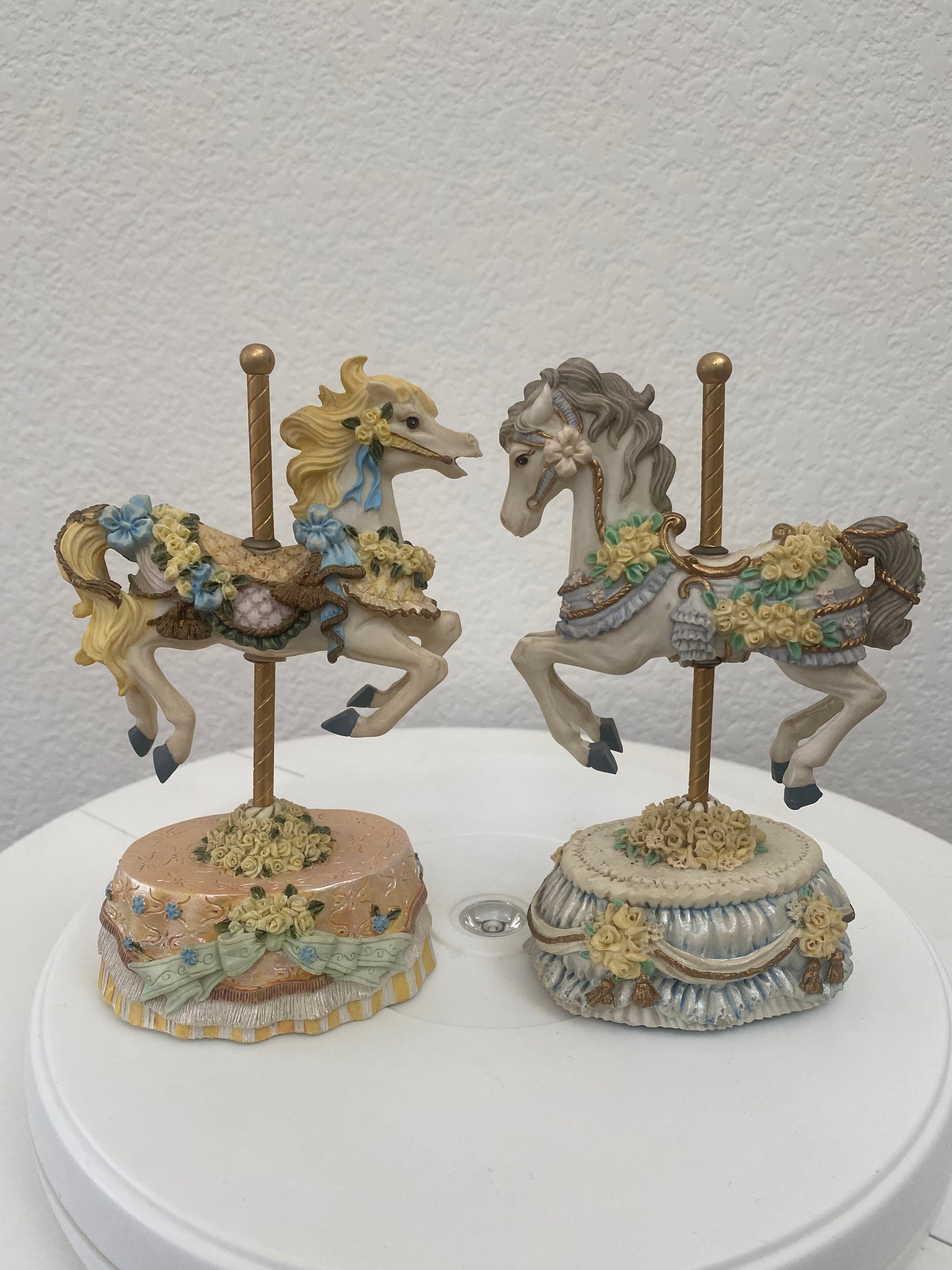 Vintage Carousel Horses set of 2 Melodies Country Fair Collection ...
