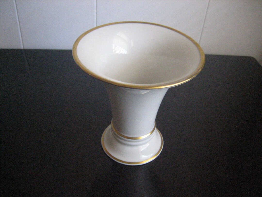 Edelstein Bavaria Vase, Ivory Trumpet Vase Germany, Gold Trim Vintage ...