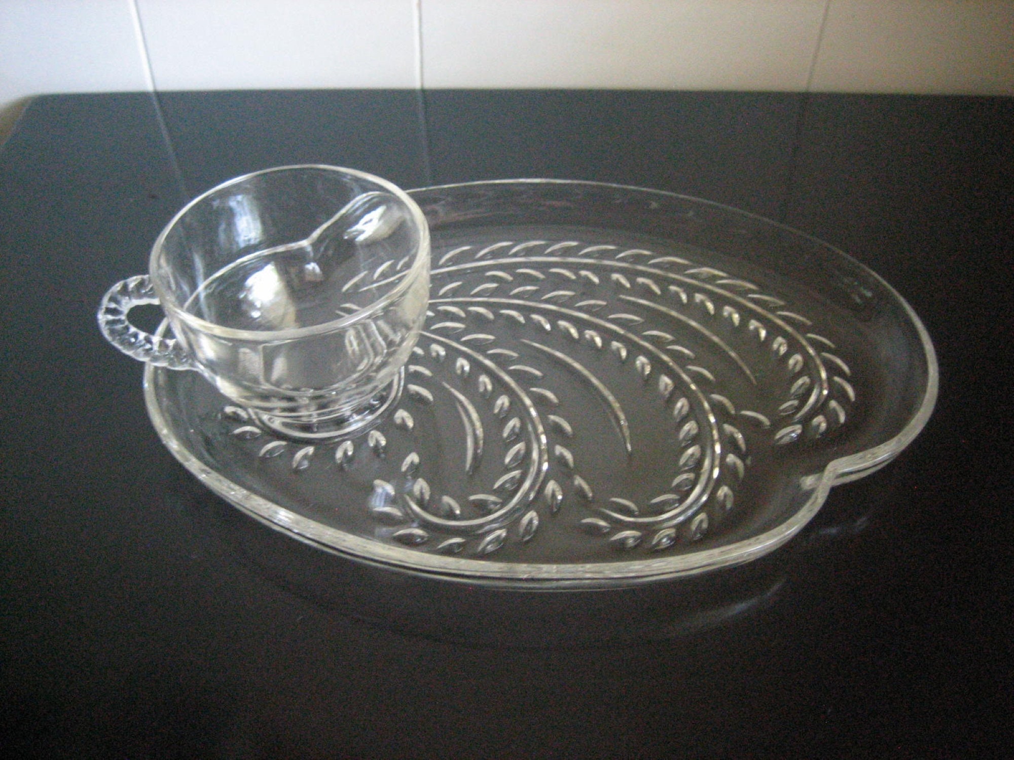 Vintage Federal Glass Co. Snack Set, Homestead Snack Set, 4 Cups and ...