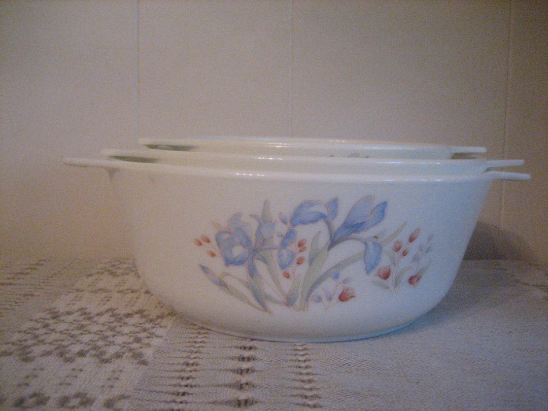 3 Vintage Pyrex England Blue Iris Flower Casserole Mixing Nesting Bowl ...