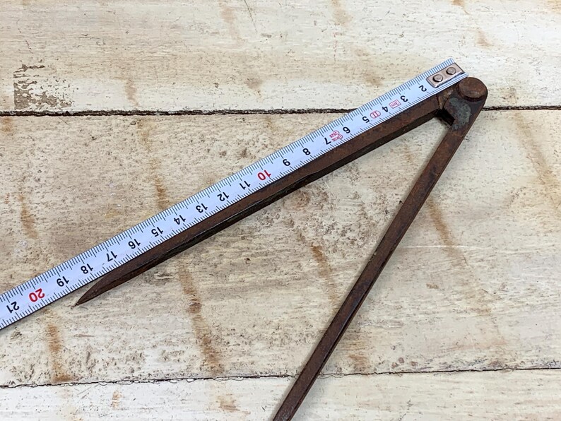 Old Rusty Compass With Dry Points - Antique Iron Drawing Divider ...