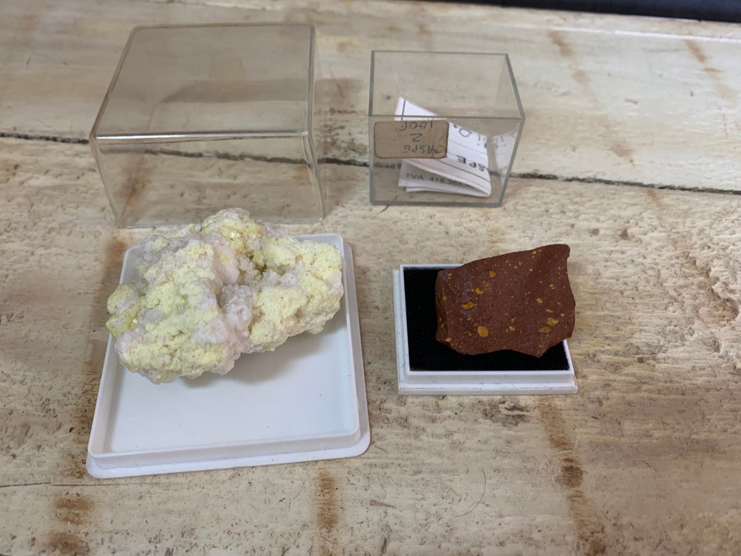 2 Natural Stones in Boxes - Red Jasper - Raw Red Jasper Natural Stone ...