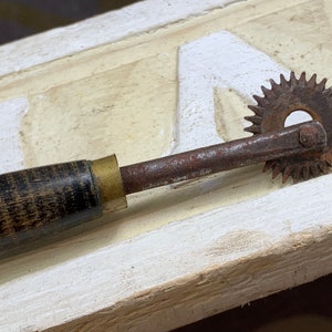 Vintage Tracing Wheel Sewing - Vintage Sewing Tool - Vintage Sewing ...