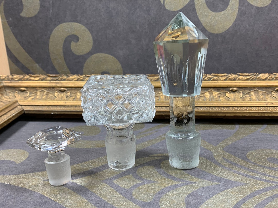 Beautiful Vintage Set of 3 Glass Stoppers for Carafe Vintage Decorative ...