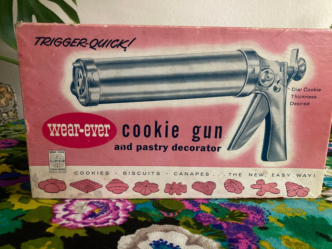 Vintage Wear-ever Trigger-quick Cookie Gun & Pastry Decorator - Etsy