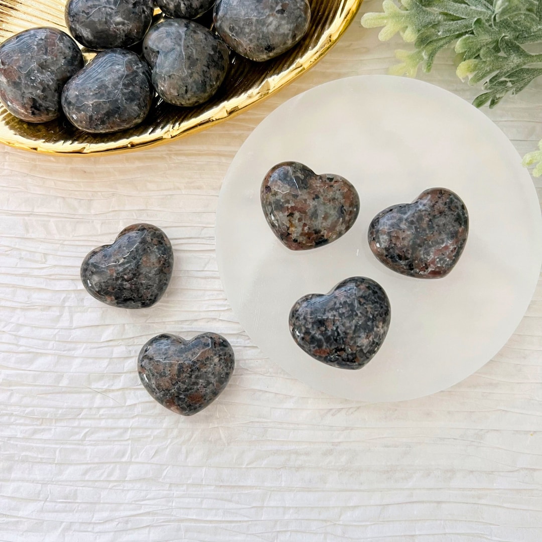 1" Mini Sodalite Syenite Heart | Polished Small Fluorescent UV Reactive ...