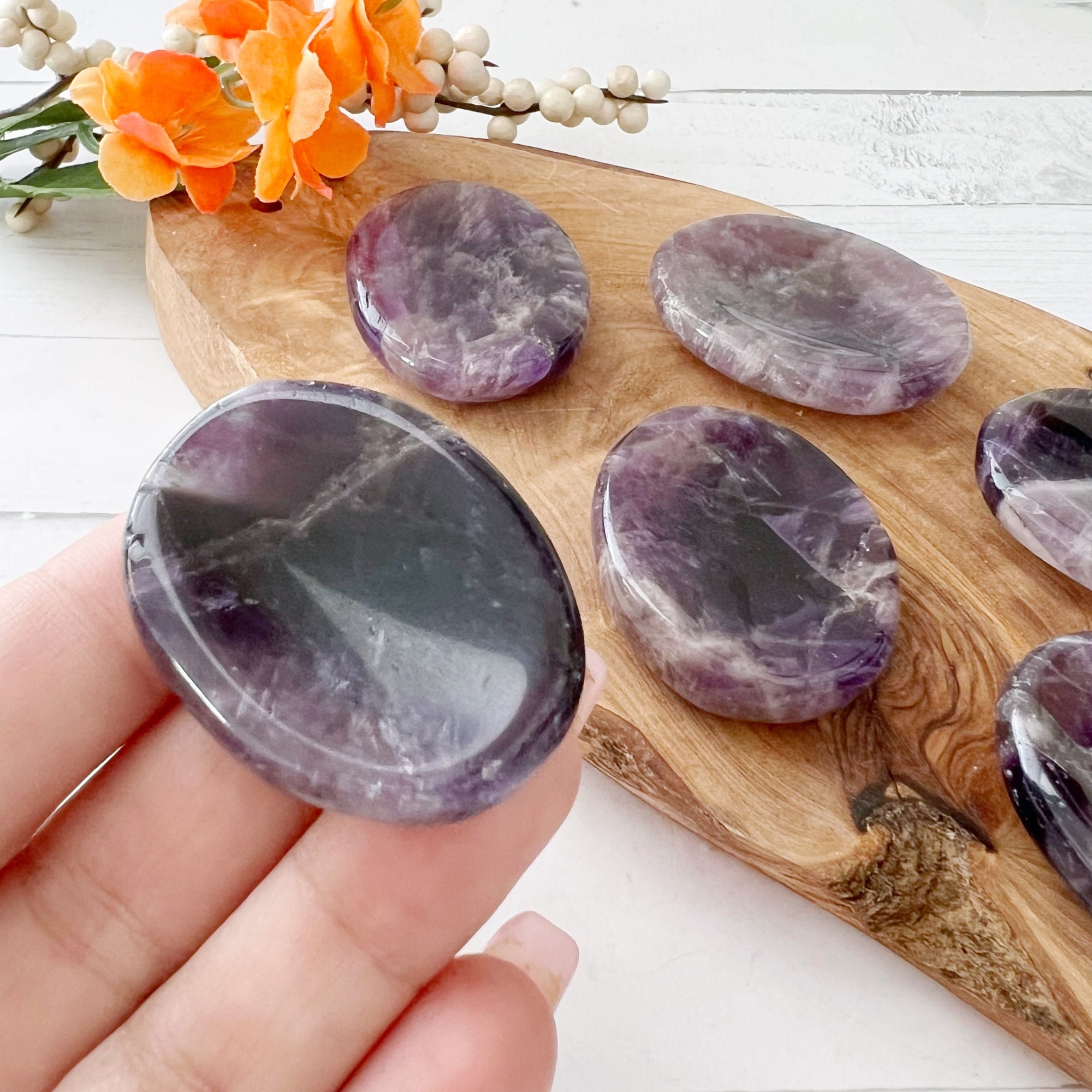 Amethyst Worry Stone: Polished Oval Crystal Gemstone Thumb Stone for ...
