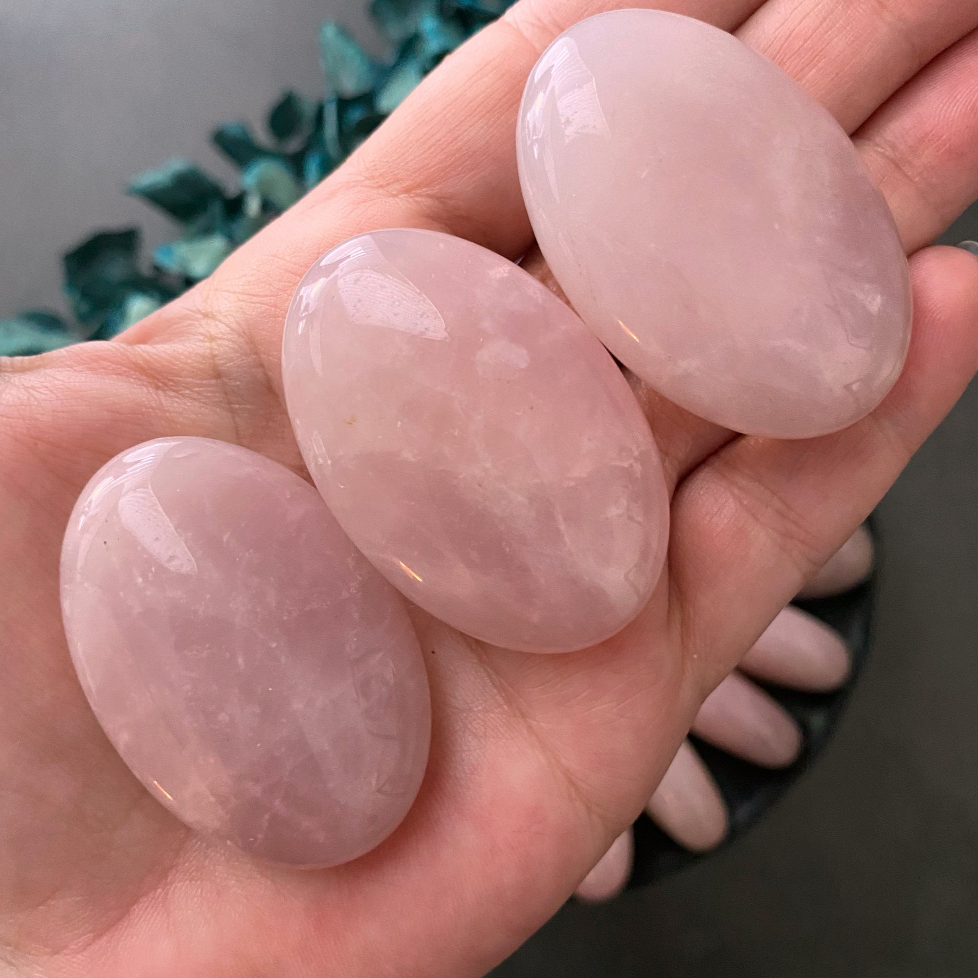 Rose Quartz Palm Stone | Rose Quartz Palmstone | Rose Quarts Worry ...