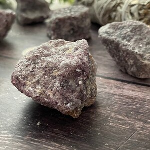 Rough Lepidolite Stone Raw Lepidolite Stones Reiki Healing - Etsy