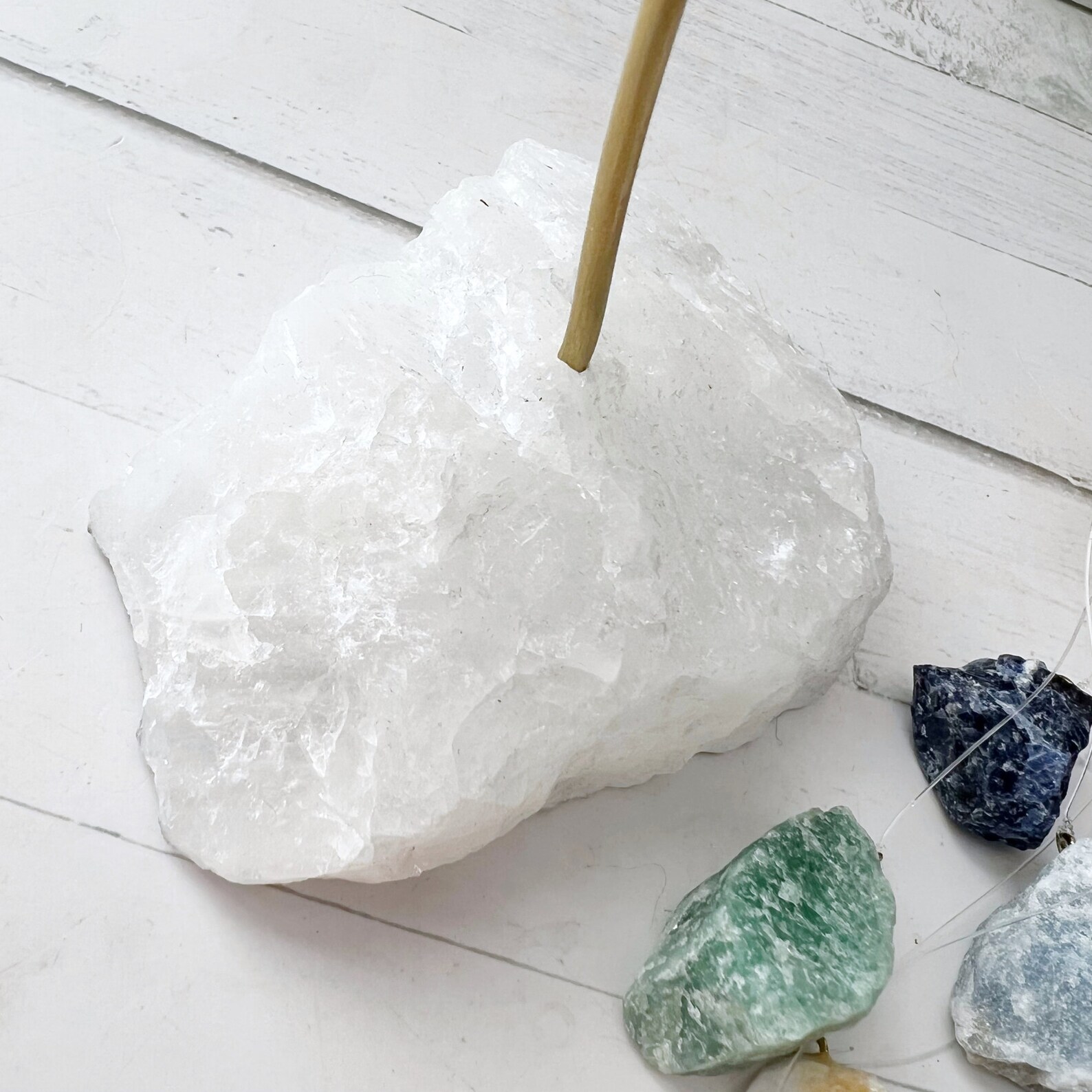7 Chakra Crystal Table Chime W/ Raw Natural Healing Stones - Etsy