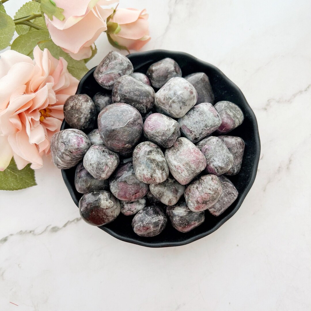 Garnet in Astrophyllite Tumbled Stones Polished Garnet Astrophyllite ...