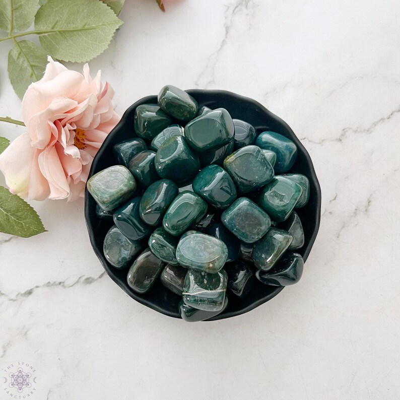 Polished Bloodstone Tumbled Stones: Heliotrope Crystal Gemstones ...