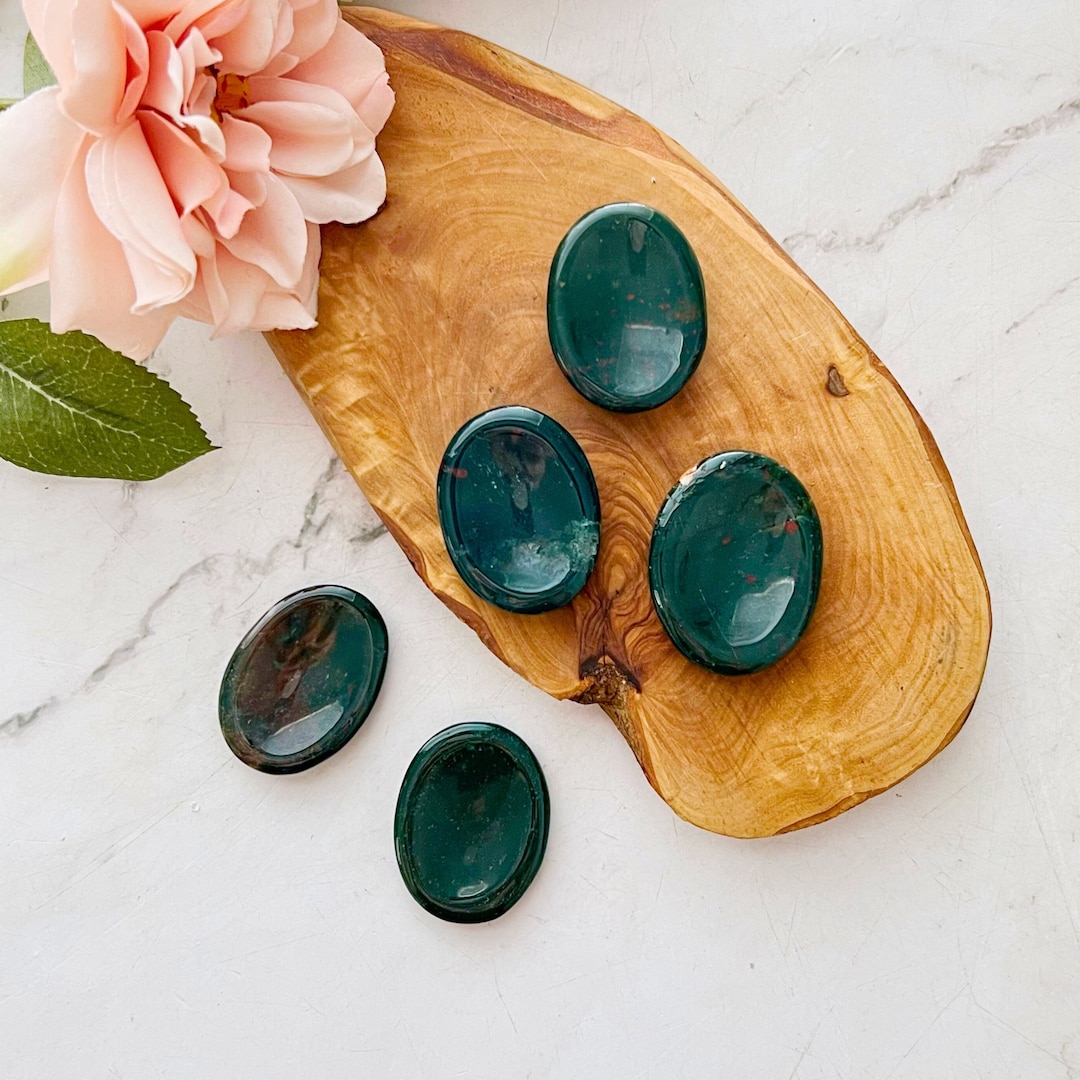 Bloodstone Worry Stone | Polished Oval Bloodstone Worry Stones, Pocket ...