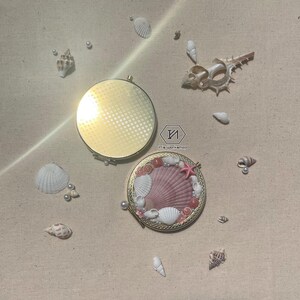 Seashell Compact Mirror - Etsy