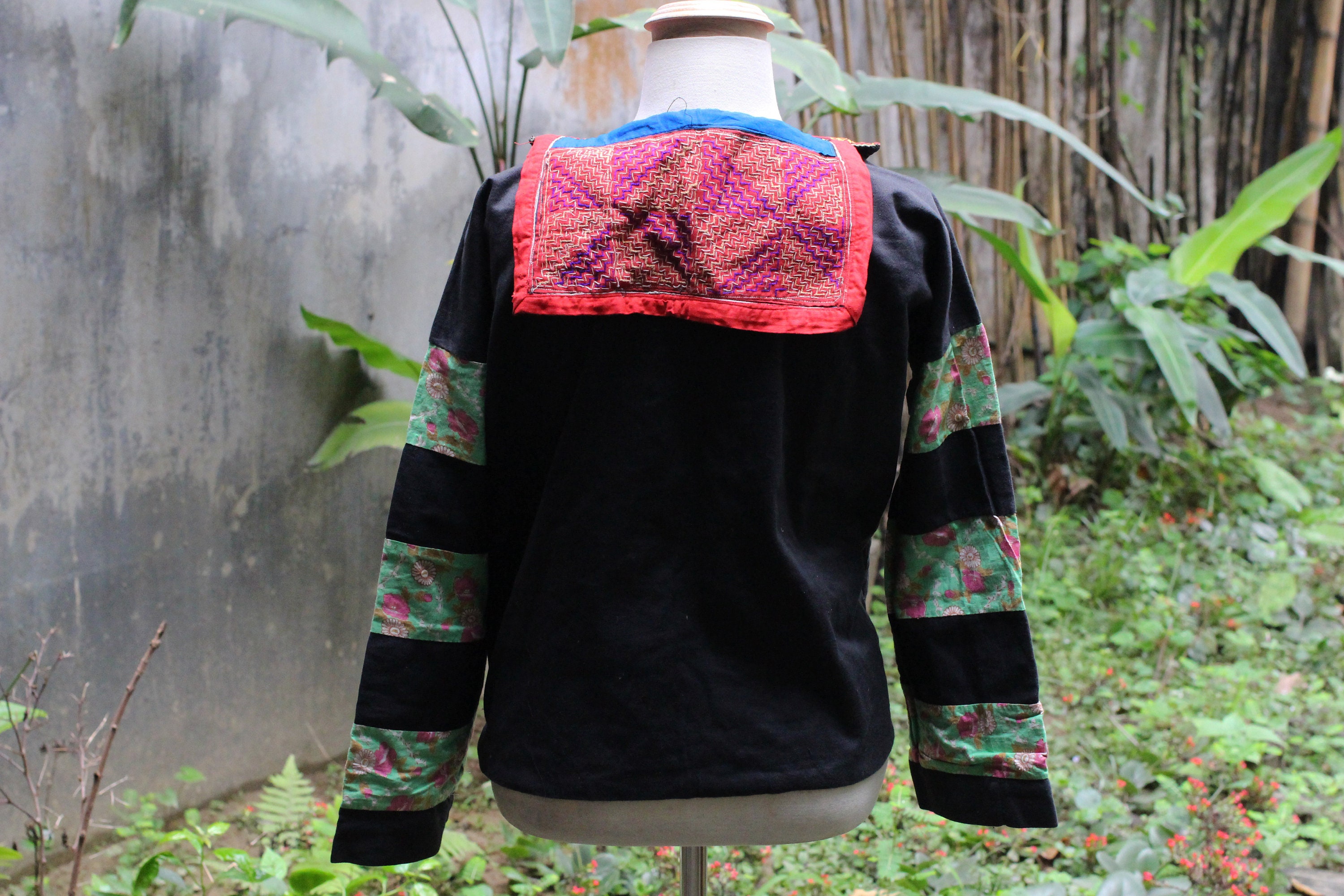 Traditional Vintage Jacket Hmong Hill Tribe Embroidered Tribal White ...