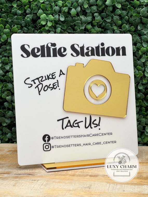 Mirrored Selfie Stations