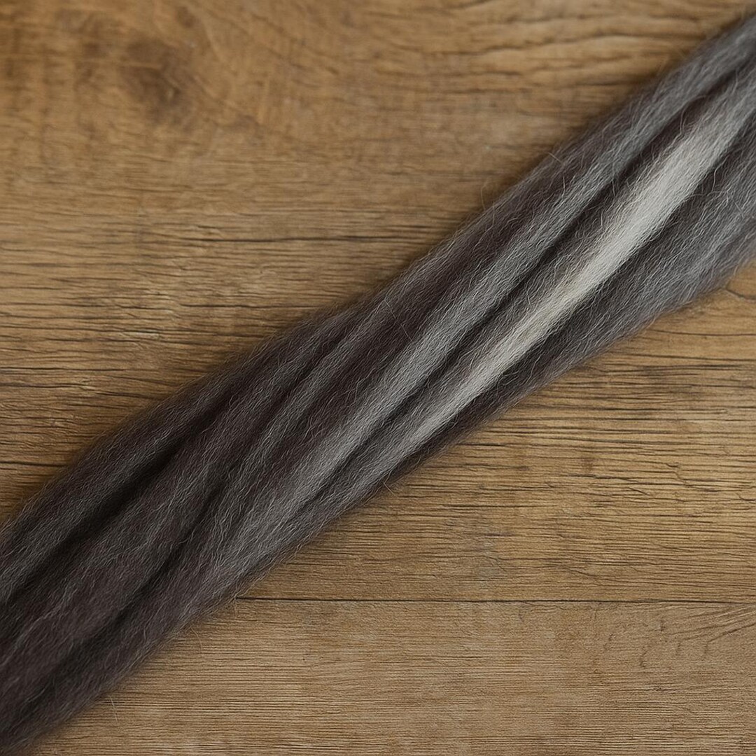 Jacob Wool Batt – 100% British Wool – Natural Black & White – Spinning ...