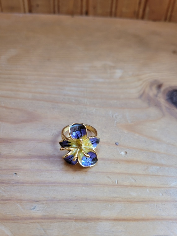 Iris Ring - Etsy