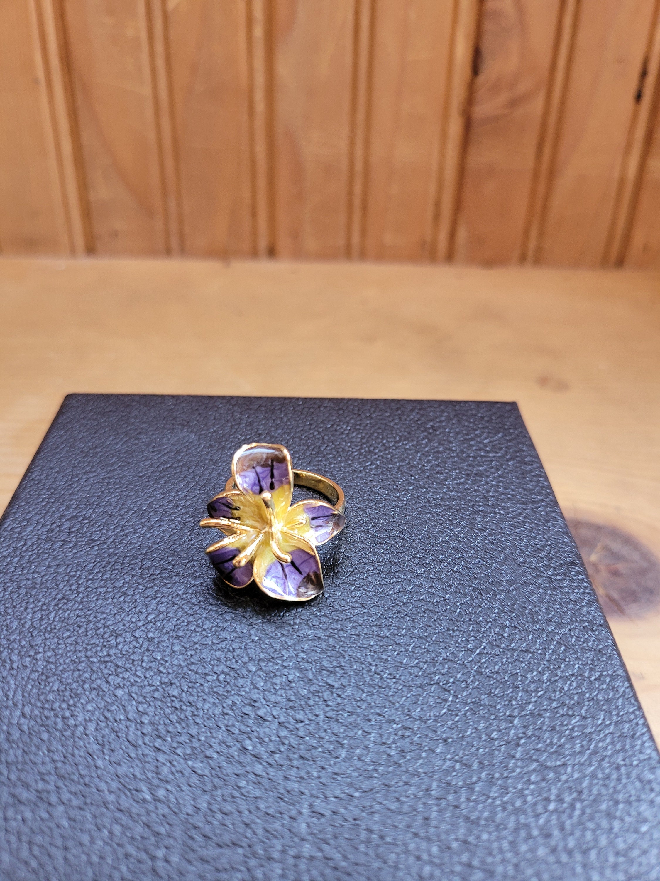 Iris Ring - Etsy