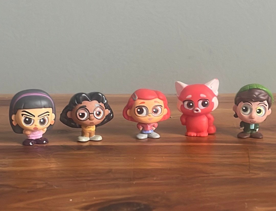 Turning Red BLOW OUT Complete Set - Etsy