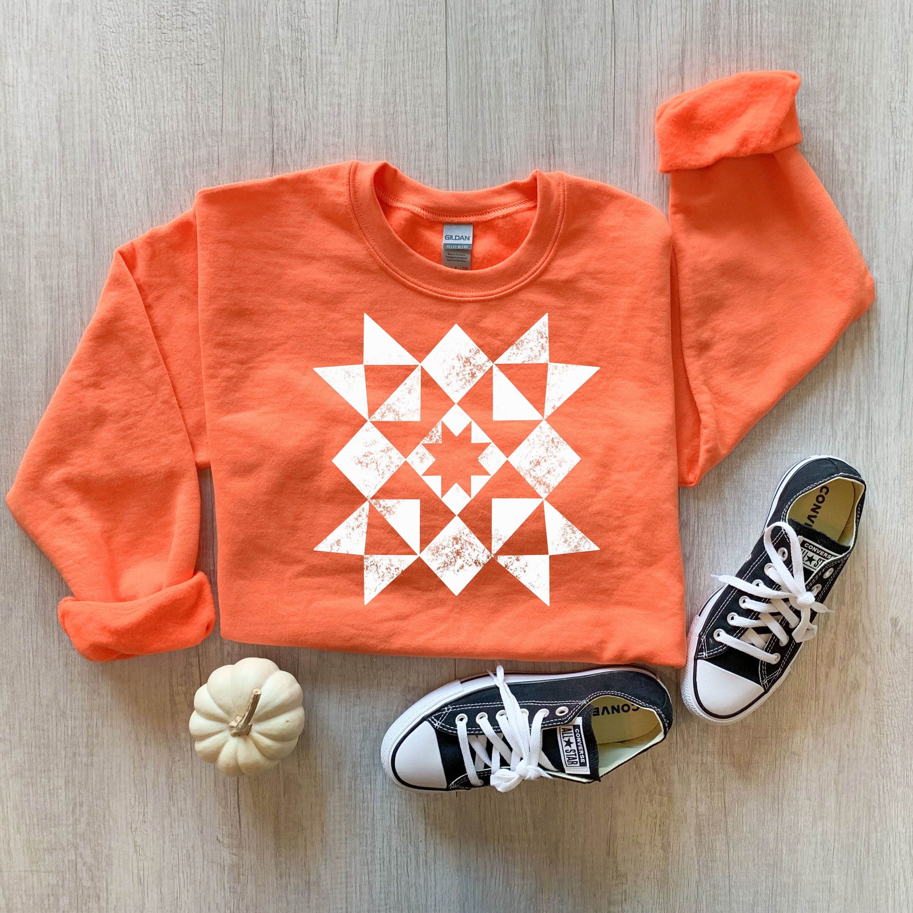 Fall Quilt Sweatshirt for Quilters, Quilting Gift, Autumn Quilting ...