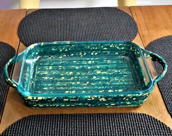 9x13 Bakeware Cozy, Carrier, Server & Holder Basket With Cork Base in ...