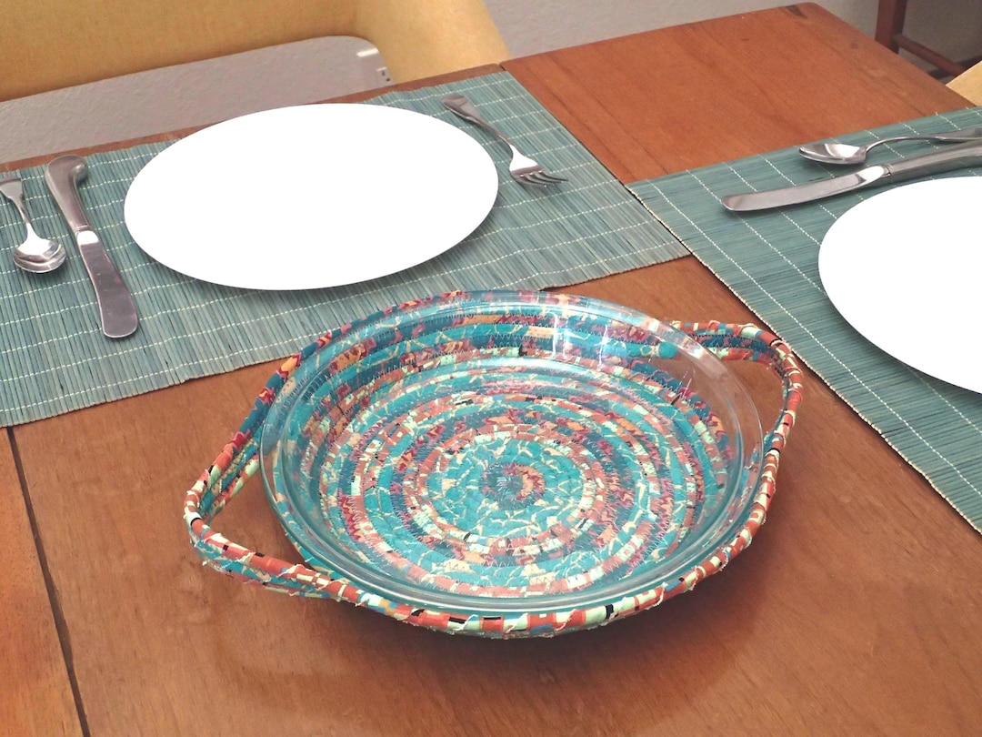 Coiled Rope 9" Pie Plate Carrier With Cork Base: Southwestern Bakeware ...