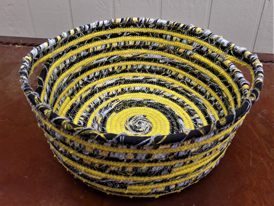 9" Round Coiled Rope Basket With Shallow Handles in Yellow, Black and ...