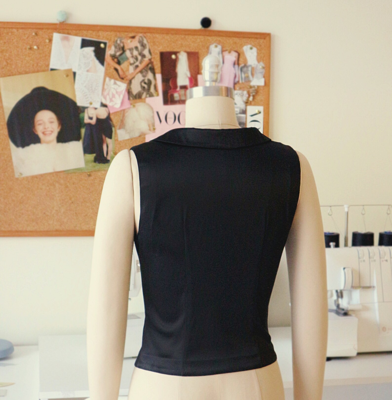 Vest Collar Shawl With a Deep Cut at the Front and Welt Pocketspdf ...