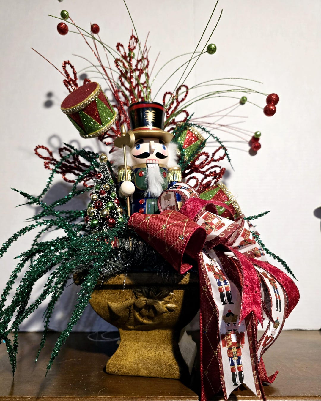 Nutcracker Centerpiece, Toy Drums Decor, Christmas Tree, Dining Table ...