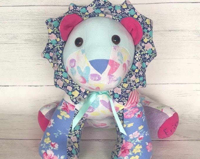 Memory Lion Keepsake - Etsy UK