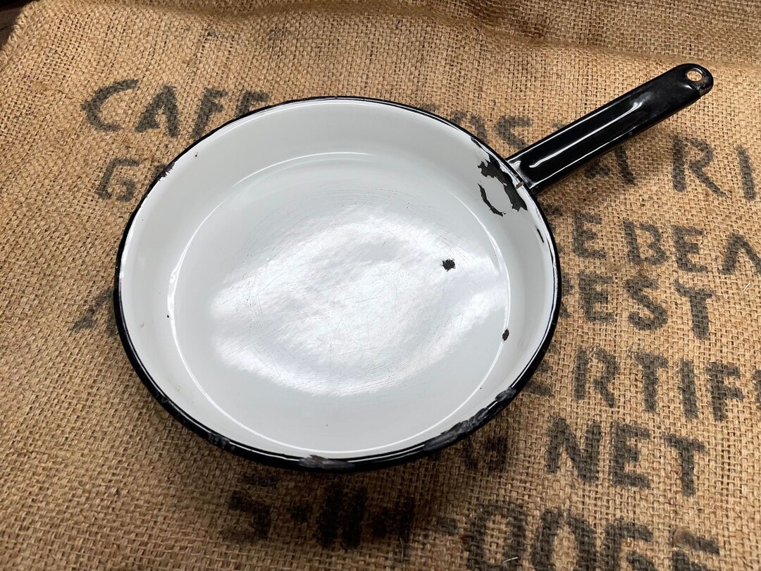 Enamel Cold Handle Skillet, Black and White Enamel, Vintage Camp ...