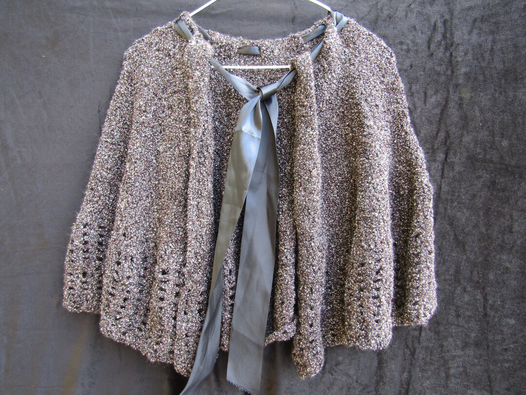 Crochet Cape Black & White Speckled Design Renaissance Civil War ...