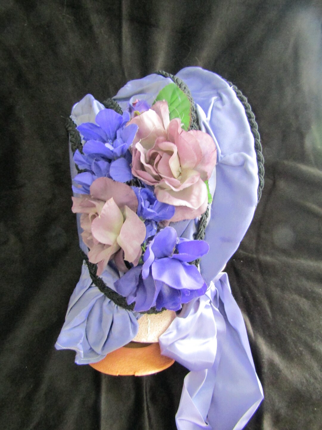 Travel Bonnet Purple Faux Satin Black Braid Trim Purple & Mauve Flowers ...
