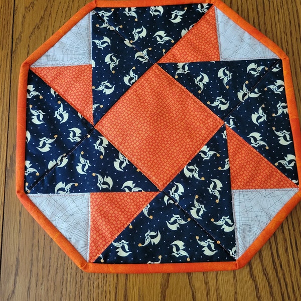 Octagon Table Topper - Etsy