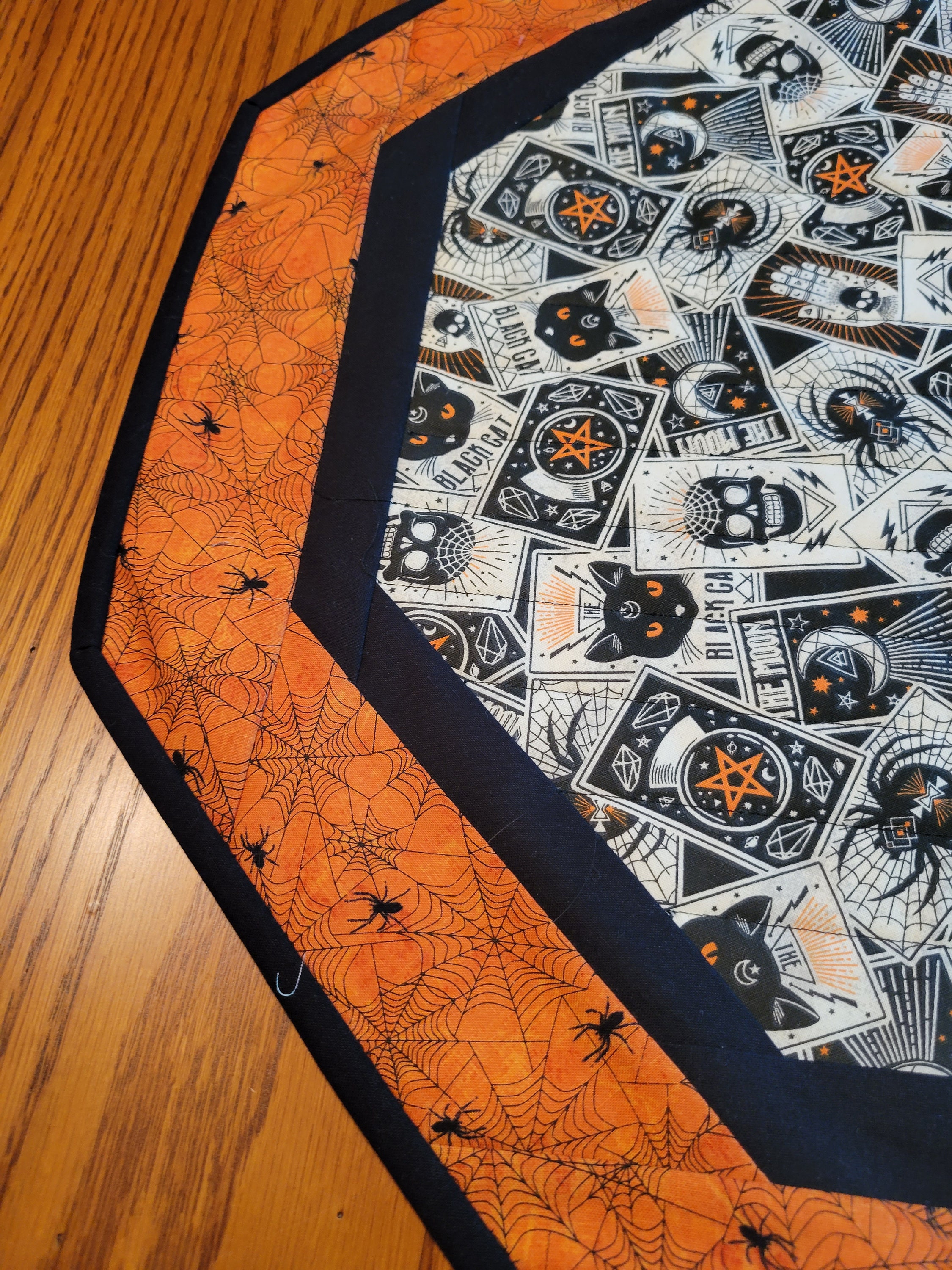 Halloween Table Topper - Etsy