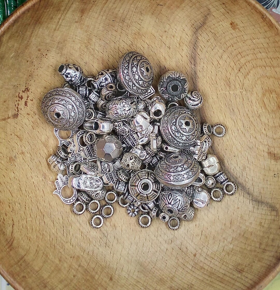 Silver Bead Mix, Single Color Mixed Bead Soup for Jewelry Making, 4 Oz ...
