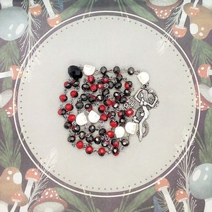 Red and Black Lilith Witch Rosary, Dark Goddess Skull Pagan Prayer ...