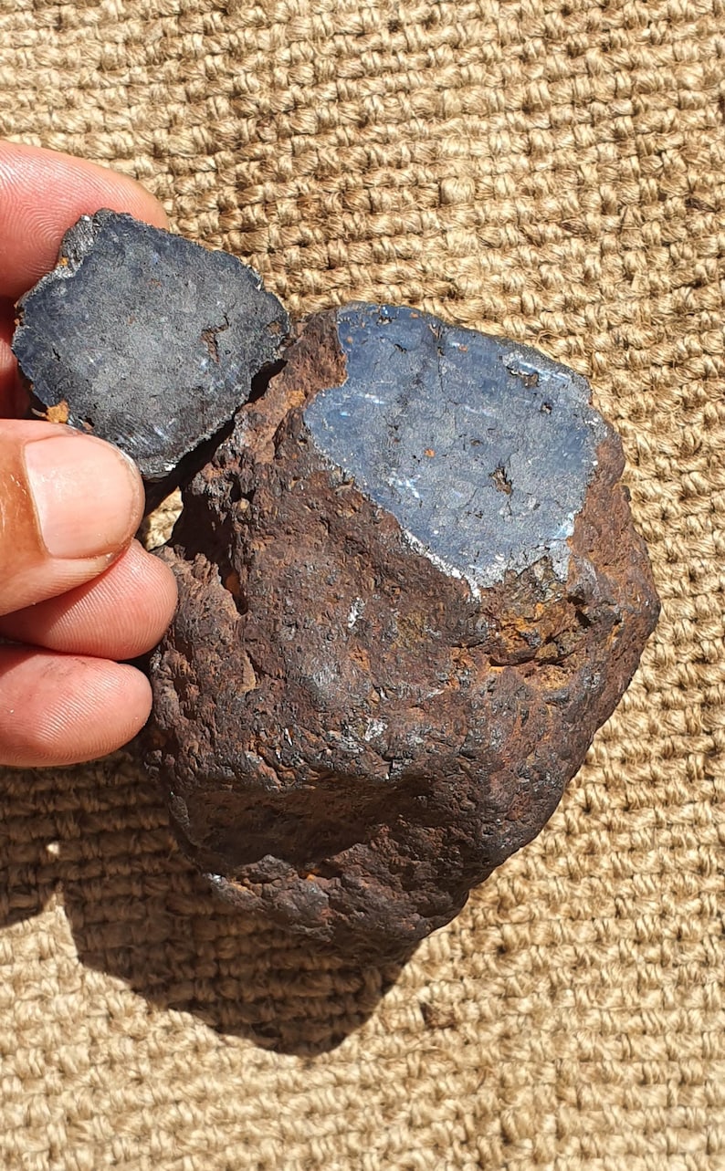 Meteorite Iron ATLAS Iron Full Fragment 980 Gr #AT 01 - Etsy