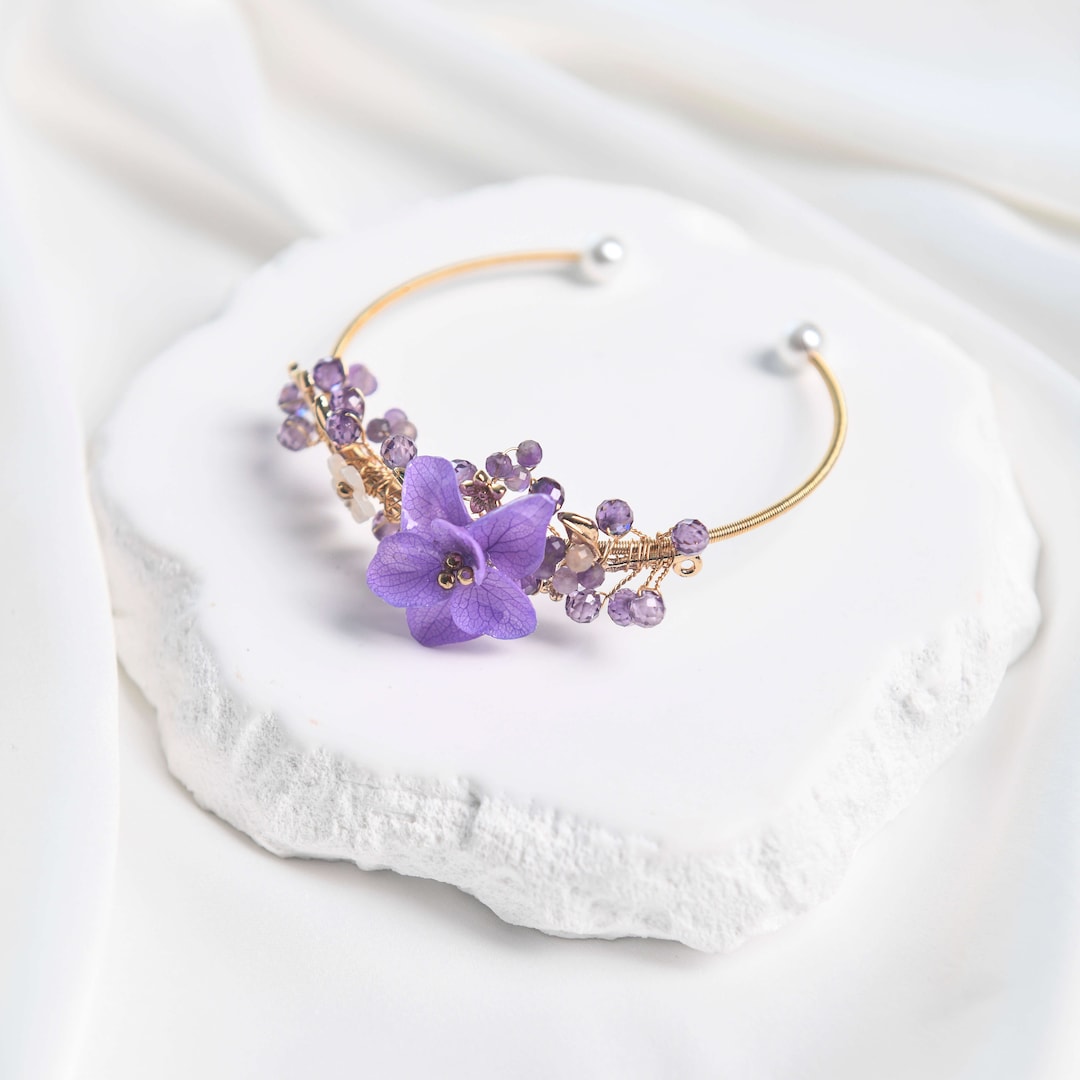 Crystal Gemstone Hydrangea Flowers Bangle Bracelet, Real Flower ...