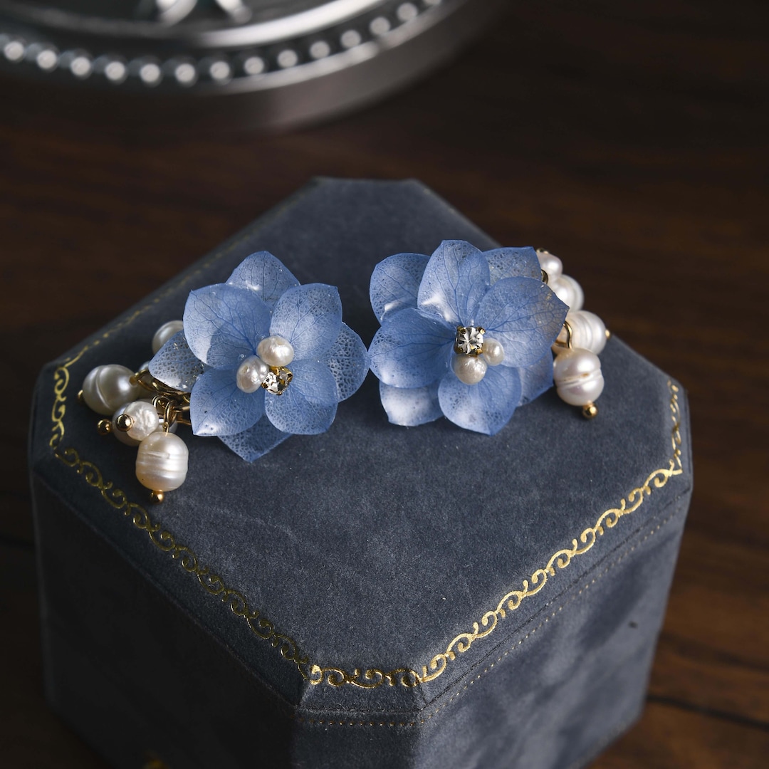 Tiana Blue Floral Raindrop Earrings , Real Blue Flower Hydrangea ...