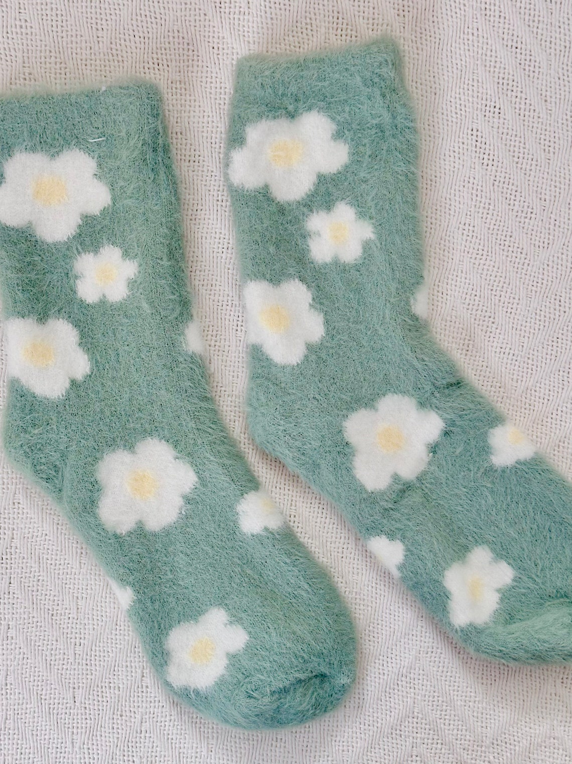 Super Soft Stretchy Slipper Fluffy Socks, Cozy Fuzzy Winter Bed Socks ...