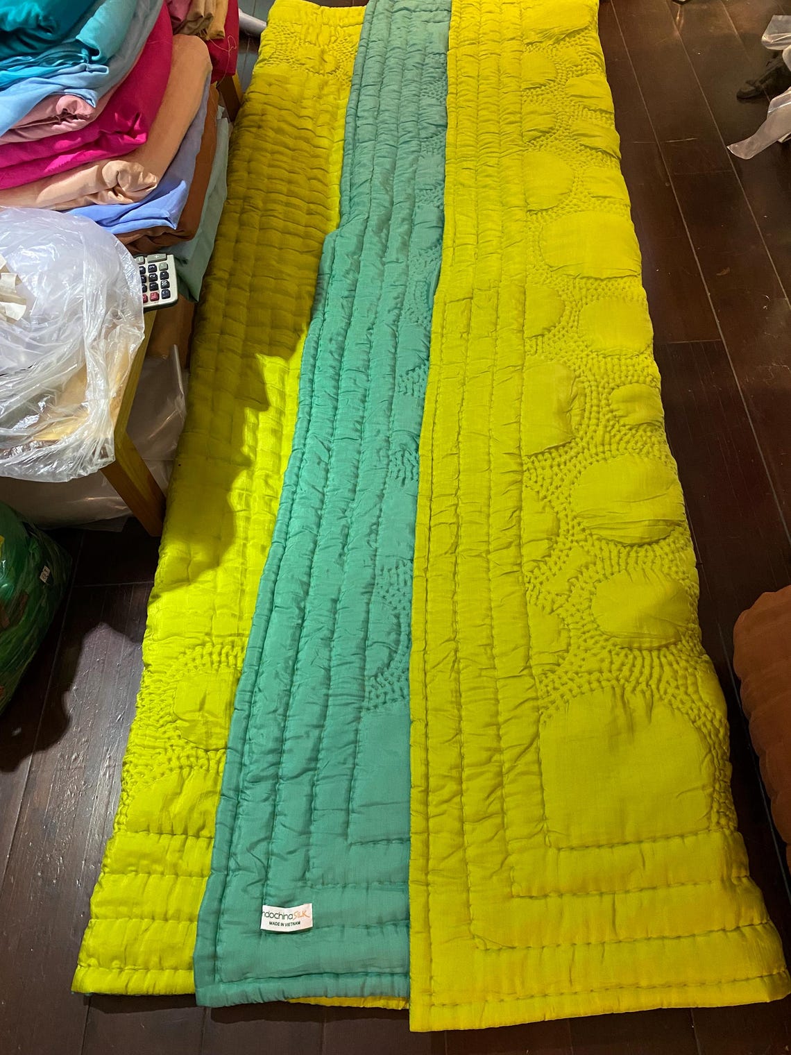 Vietnam Hand Stitched Silk Quilt/blanket/comforter/bedspread/bed Cover ...