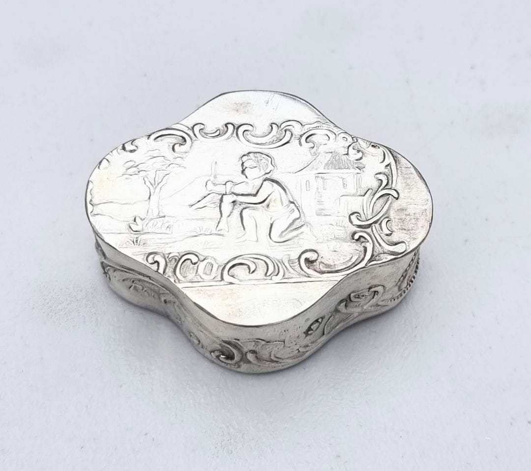 Victorian Fancy Silver Patch Box, Assayed Hallmarked. IO/SL32 - Etsy