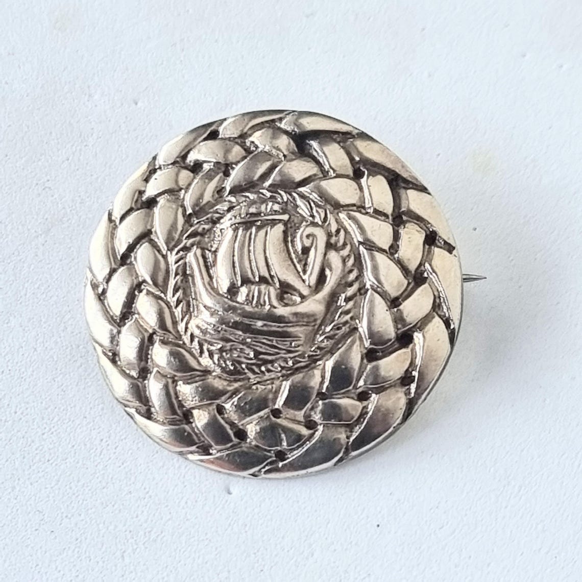 Vintage Scottish Silver Targe or Shield Brooch Hallmarked Chester in ...