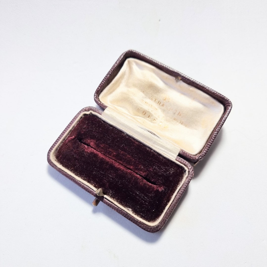 Early 20th C Brooch Box or Case. B88 - Etsy