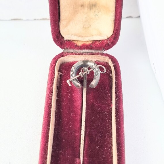 Victorian silver stick pin, horseshoe and crop, possi… - Gem
